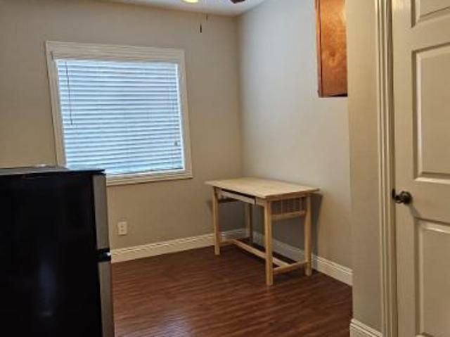 STUDENT DORMS LOW HOUSING #16 #_PASADENACA