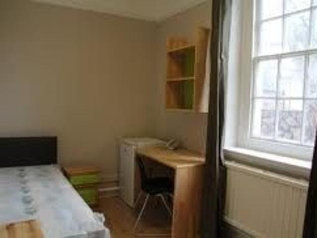 Student Flat double room Stratford