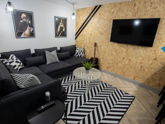 Student House Share  Room 4