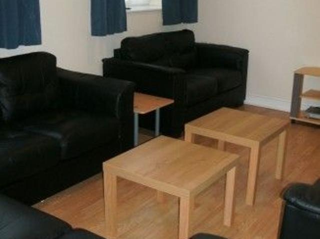 Student House 4 Beds Bradford
