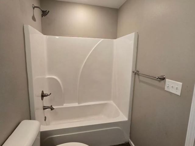 Student Lofts at Brister, Bldg 106 1 Bedroom Apartment for Rent at 613 Brister St, Memphis, TN 38111 Normal Station