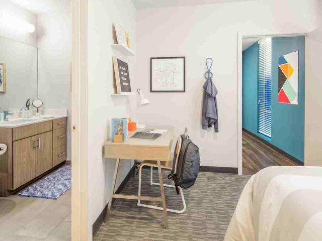 Student | Rise on 9th 4 Bedroom Apartment for Rent at 915 Locust St, Columbia, MO 65201 Downtown Columbia