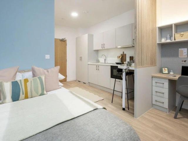 Student Studio Available for Sublet