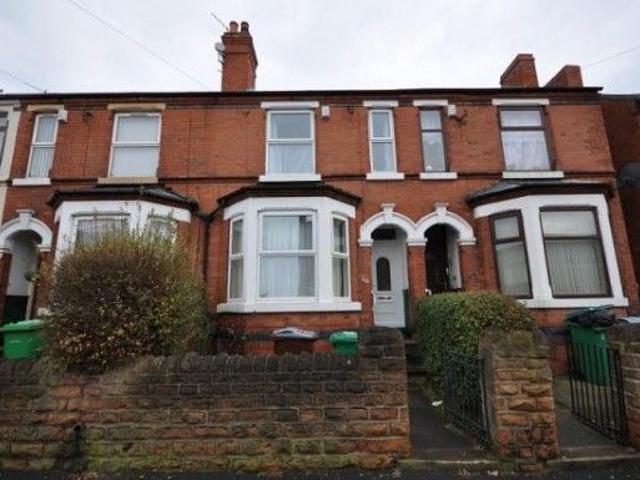 Student 4 Bedroom house furnished close to nottingham trent university