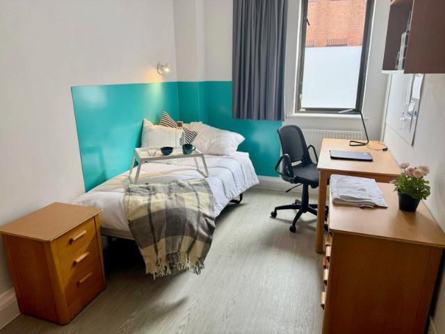 Students only all bills inc, August onwards, NW2