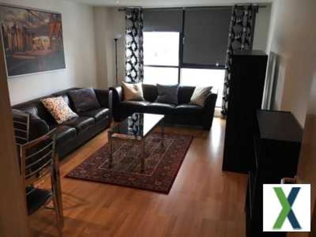 STUDENTS STUDENTS MODERN 2 BEDROOM FURNISHED FLAT IN FANTASTIC LOCATION