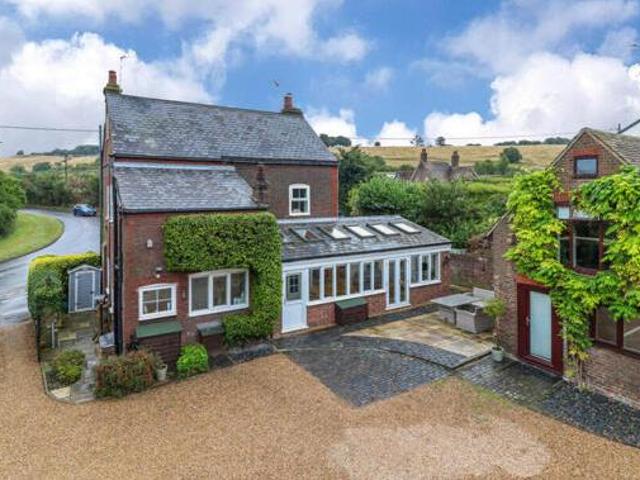 Studham Lane, Dagnall, 4 Bedroom Detached