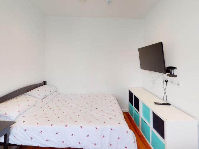 Studio 102, 29A Upper Parliament Street, Nottingham, Nottinghamshire NG1, Room to rent, £910 pcm | PrimeLocation