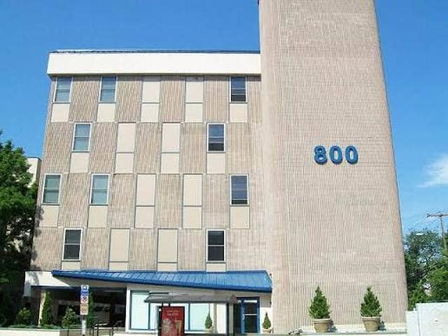 Studio $1,605 Downtown Stamford