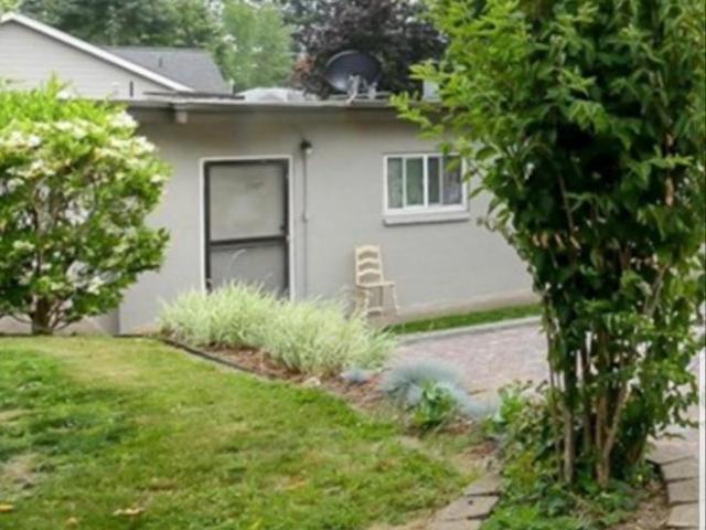 Studio, 1 bath, Other 179 129th St E