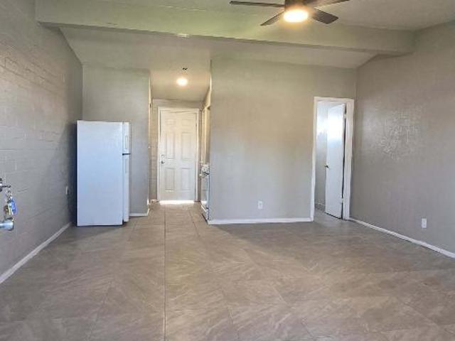 Studio, 1 bath, Other 255 West Flores Street