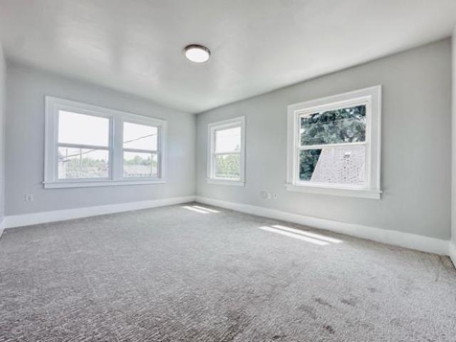 Studio, 1 bath, Other 3910 S Yakima St