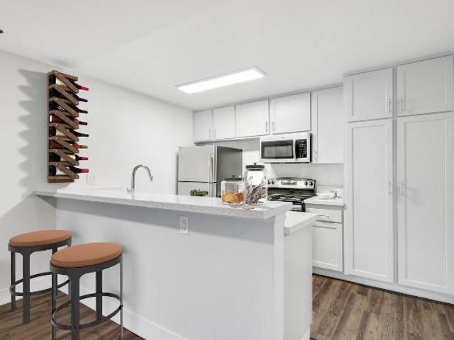 Studio, 1 bath, Other 3016 Waverly Drive