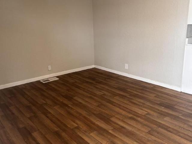 Studio, 1 bath, Other 3304 West Highway