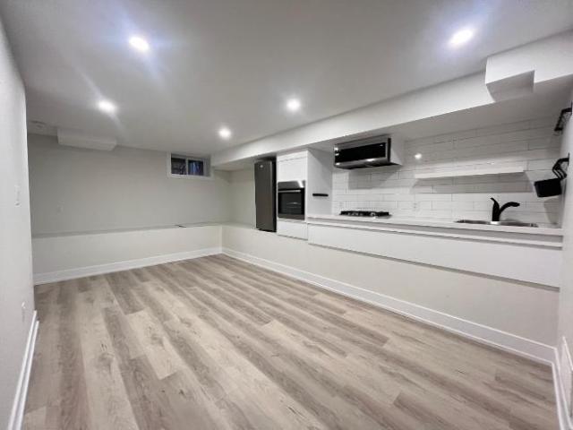 Studio, 1 bath, Other 33 Somerset Avenue
