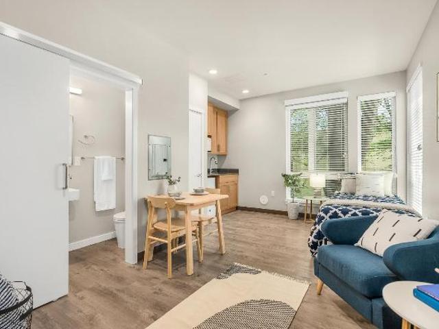 Studio, 1 bath, Other 4029 Rainier Avenue South