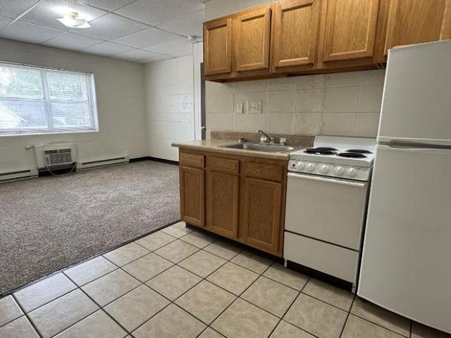 Studio, 1 bath, Other 535 S Lincoln St