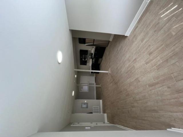 Studio, 1 bath, Other 7656 58 S Aberdeen St