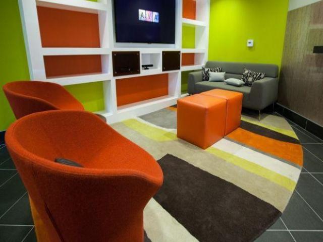 Studio, 1 bath, Apartment 401 N Pass Ave