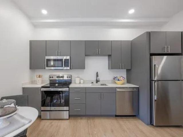 Studio, 1 bath, Apartment 41 Seacoast Terr