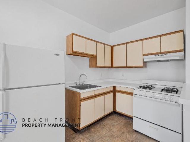 Studio, 1 bath, Apartment 432 S New Hampshire