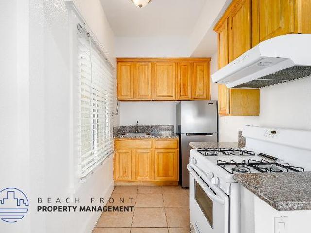 Studio, 1 bath, Apartment 463 S Hartford Ave