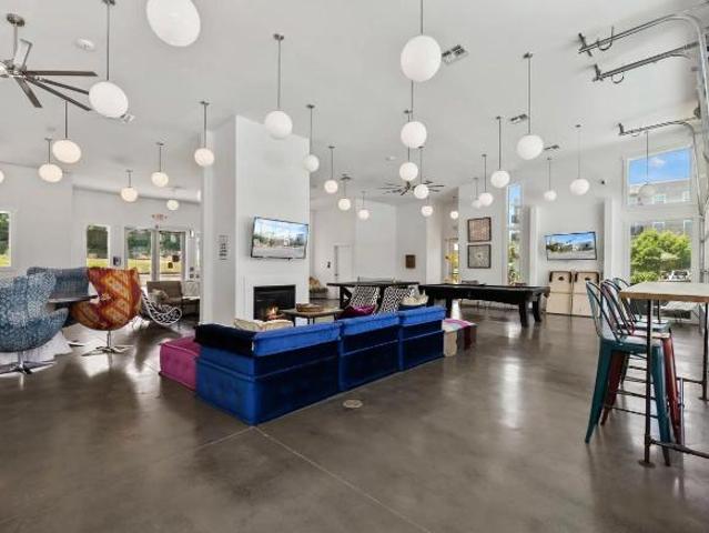 Studio, 1 bath, Apartment 500 S Skyloft Dr