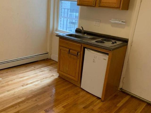 Studio, 1 bath, Apartment 51 South Huntington Ave