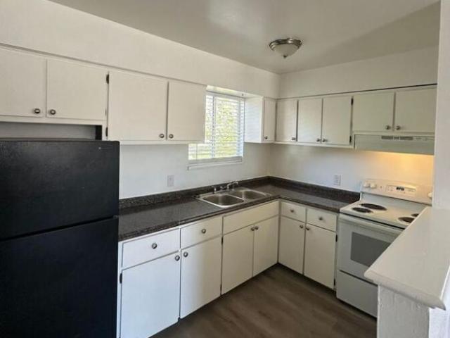 Studio, 1 bath, Apartment 5340 W 10th Ave