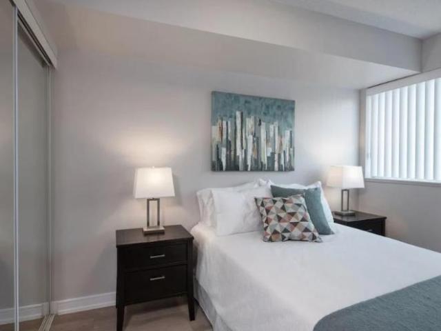 Studio, 1 bath, Apartment 570 Bay Street