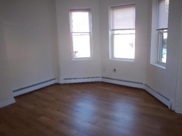 Studio, 1 bath, Apartment 59 South Huntington Ave