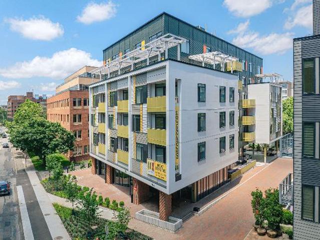 Studio, 1 bath, Apartment 605 Concord Ave