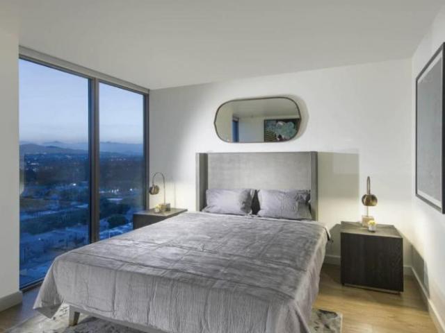Studio, 1 bath, Apartment 6245 Wilshire Blvd