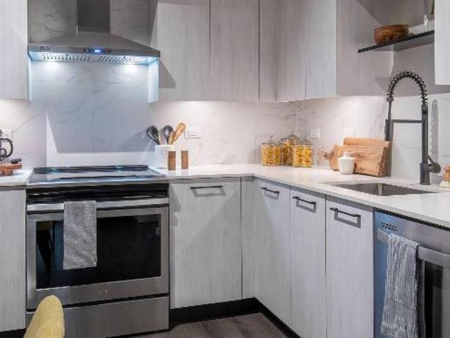 Studio, 1 bath, Apartment 6970 SW 40th Street