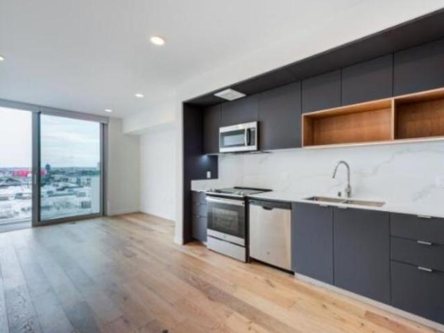 Studio, 1 bath, Apartment 7077 Willoughby Ave