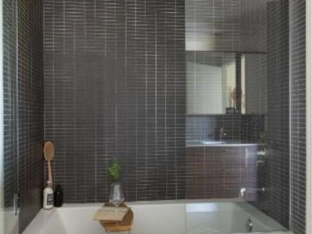 Studio, 1 bath, Apartment 733 N Hudson Ave