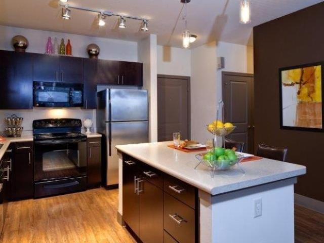 Studio, 1 bath, Apartment 744 Brick Row