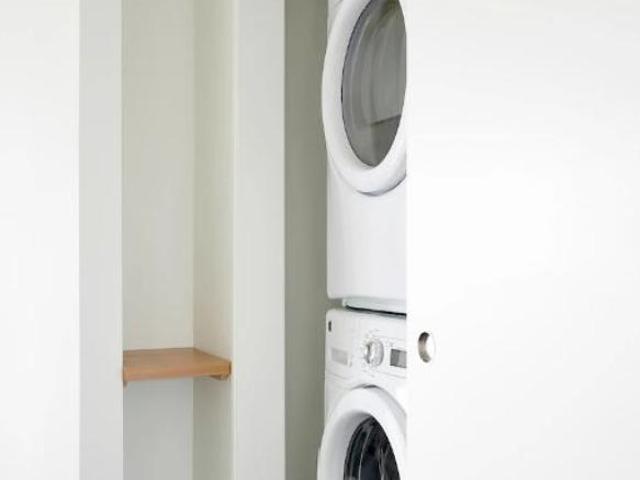 Studio, 1 bath, Apartment 7661 SW Capital Hwy