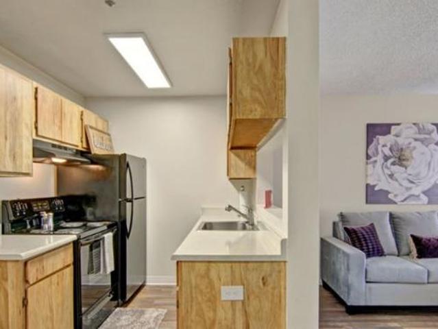 Studio, 1 bath, Apartment 7711 N 51st Ave