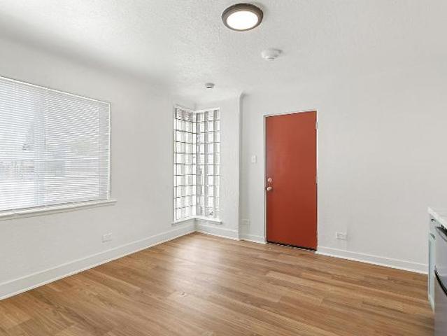 Studio, 1 bath, Apartment 8500 East Colfax Avenue