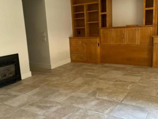 Studio, 1 bath, Apartment 963 Fulton Ave