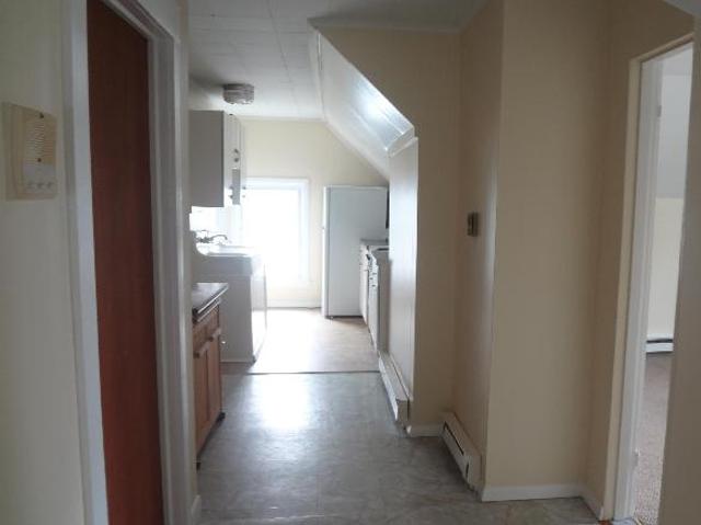 Studio, 1 bath, Apartment 9 Osgood Street