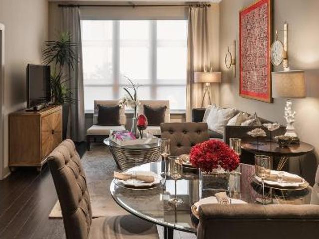 Studio, 1 bath, Apartment 101 W 5th St