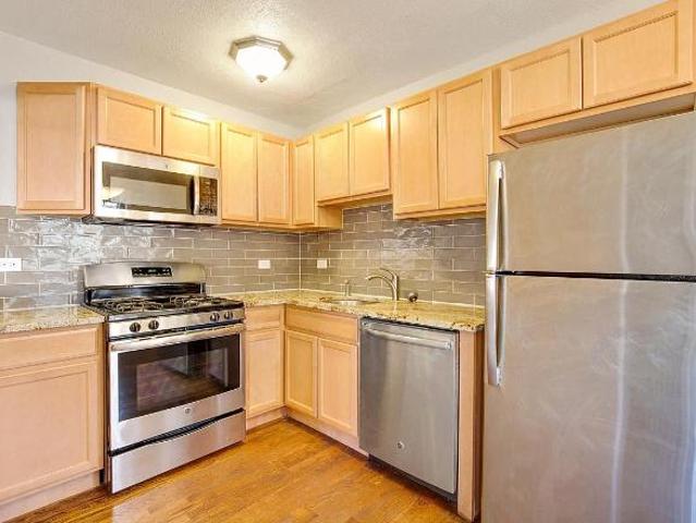 Studio, 1 bath, Apartment 1020 Sherman Street