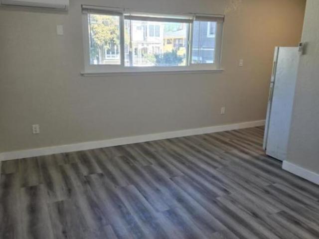 Studio, 1 bath, Apartment 1036 N Sutter
