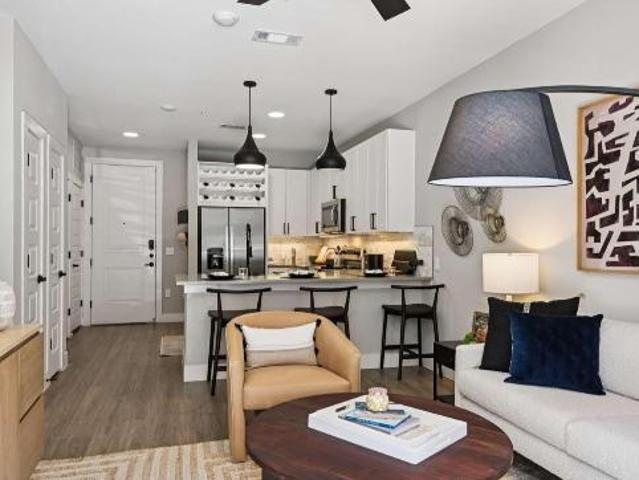 Studio, 1 bath, Apartment 111 Morgan Ave