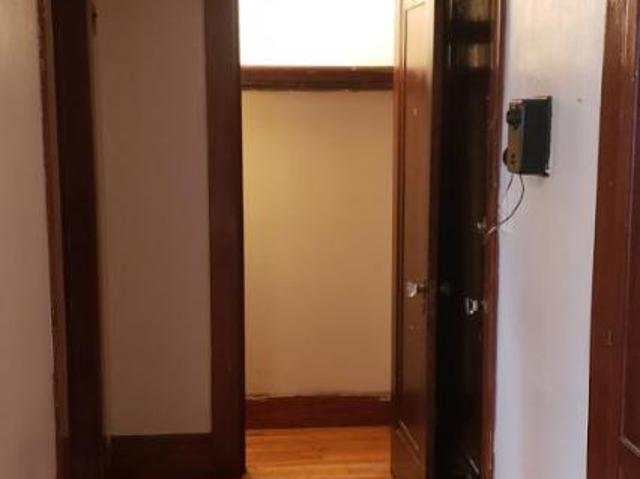Studio, 1 bath, Apartment 11 Green Street