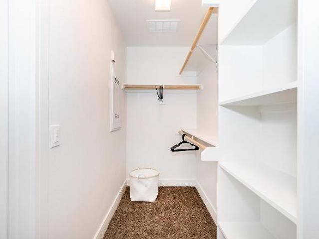 Studio, 1 bath, Apartment 1212 Singleton Boulevard