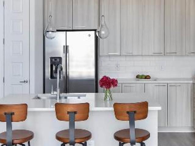 Studio, 1 bath, Apartment 1240 W Peachtree Street NW