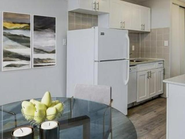 Studio, 1 bath, Apartment 125 Wellington Street North
